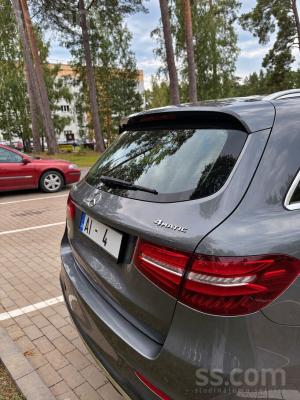 Pelēks Mercedes-Benz GLC 220 2016 Rīga, ar dzinēja tilpumu 2.20 L un nobraukumu 232 tūkst. km par 19900 €, foto 22 vietnē AUTOMOTO.COM.LV