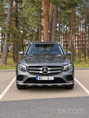 Grey Mercedes-Benz GLC 220 2016 in Riga, with an engine capacity of 2.20 L and mileage of 232 thousand km for 19900 €, photo  on AUTOMOTO.COM.LV