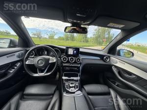 Grey Mercedes-Benz GLC 220 2016 in Riga, with an engine capacity of 2.20 L and mileage of 220 thousand km for 19000 €, photo 11 on AUTOMOTO.COM.LV