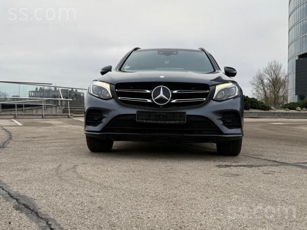 Grey Mercedes-Benz GLC 220 2017 in Riga, with an engine capacity of 2.20 L and mileage of 281 thousand km for 19500 €, photo 9 on AUTOMOTO.COM.LV