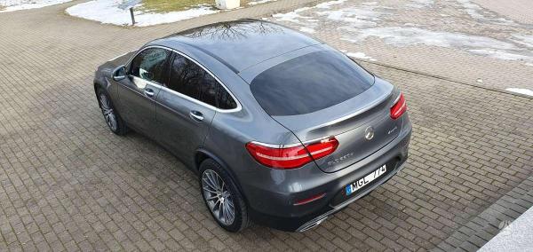 Grey Mercedes-Benz GLC 220 2017 in Taurage, with an engine capacity of 2.20 L and mileage of 330 thousand km for 20600 €, photo 10 on AUTOMOTO.COM.LV