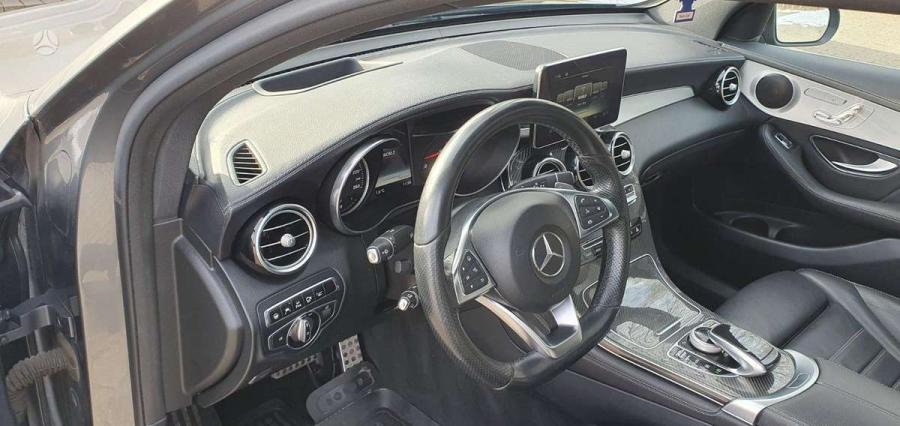 Pelēks Mercedes-Benz GLC 220 2017 Tauragė, ar dzinēja tilpumu 2.20 L un nobraukumu 330 tūkst. km par 20600 €, foto 18 vietnē AUTOMOTO.COM.LV