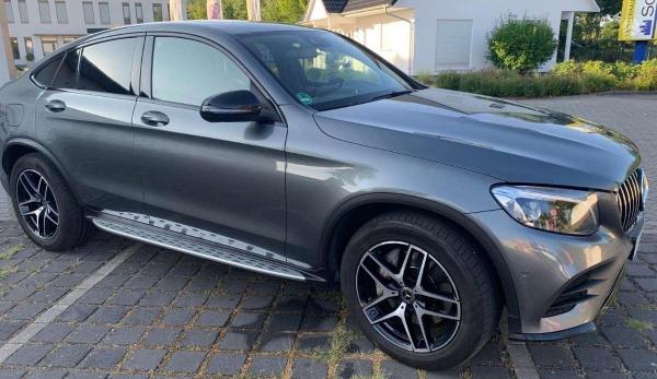 Grey Mercedes-Benz GLC 220 2017 in Anyksciai, with an engine capacity of 2.20 L and mileage of 240 thousand km for 22500 €, photo 2 on AUTOMOTO.COM.LV