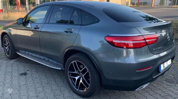 Grey Mercedes-Benz GLC 220 2017 in Anyksciai, with an engine capacity of 2.20 L and mileage of 240 thousand km for 22500 €, photo 4 on AUTOMOTO.COM.LV