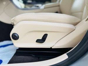Grey Mercedes-Benz GLC 220 2017 in Siauliai, with an engine capacity of 2.14 L and mileage of 98 thousand km for 24499 €, photo 12 on AUTOMOTO.COM.LV