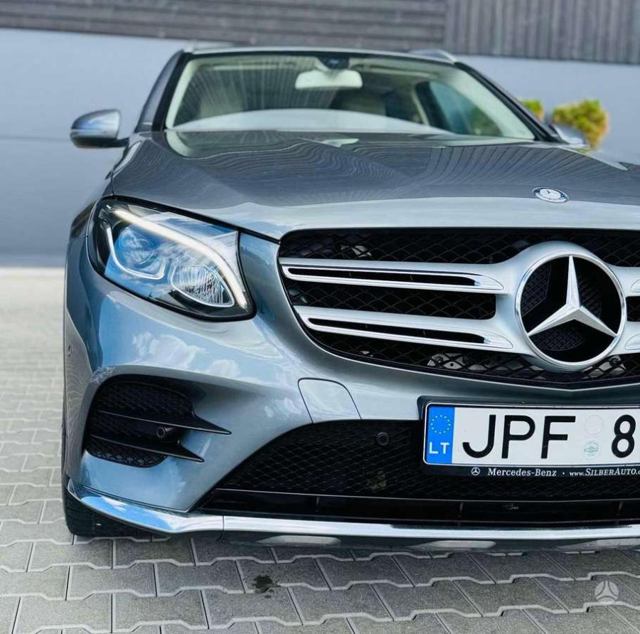 Grey Mercedes-Benz GLC 220 2017 in Siauliai, with an engine capacity of 2.14 L and mileage of 98 thousand km for 24499 €, photo 13 on AUTOMOTO.COM.LV