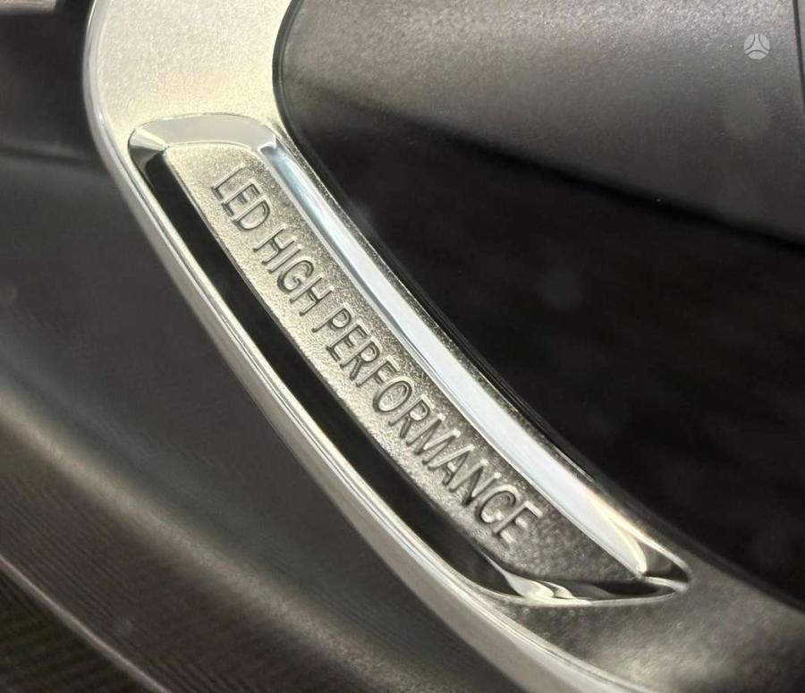 Grey Mercedes-Benz GLC 220 2017 in Marijampole, with an engine capacity of 2.14 L and mileage of 197 thousand km for 25999 €, photo 26 on AUTOMOTO.COM.LV