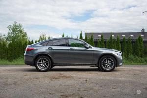 Grey Mercedes-Benz GLC 220 2017 in Elektrenai, with an engine capacity of 2.15 L and mileage of 270 thousand km for 20900 €, photo 9 on AUTOMOTO.COM.LV