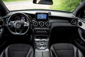 Grey Mercedes-Benz GLC 220 2017 in Elektrenai, with an engine capacity of 2.15 L and mileage of 270 thousand km for 20900 €, photo 10 on AUTOMOTO.COM.LV