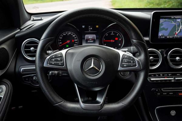 Grey Mercedes-Benz GLC 220 2017 in Elektrenai, with an engine capacity of 2.15 L and mileage of 270 thousand km for 20900 €, photo 11 on AUTOMOTO.COM.LV