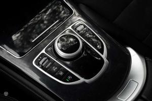 Grey Mercedes-Benz GLC 220 2017 in Elektrenai, with an engine capacity of 2.15 L and mileage of 270 thousand km for 20900 €, photo 26 on AUTOMOTO.COM.LV