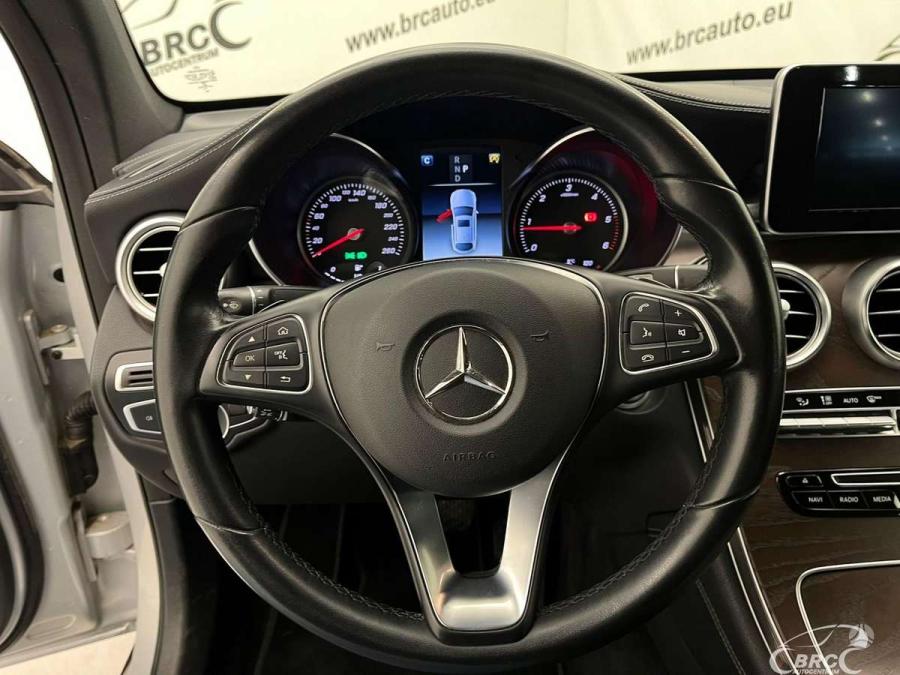 Серый Мерседес ГЛЦ 220 2017 в Вильнюс, объемом двигателя 2.14 л и пробегом 99 тыс. км за 25900 €, фото 18 на AUTOMOTO.COM.LV