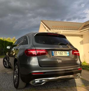 Grey Mercedes-Benz GLC 220 2017 in Kaunas, with an engine capacity of 2.20 L and mileage of 255 thousand km for 15800 €, photo  on AUTOMOTO.COM.LV