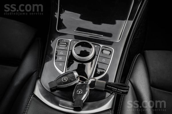 Pelēks Mercedes-Benz GLC 220 2018 Ogre, ar dzinēja tilpumu 2.10 L un nobraukumu 121 tūkst. km par 26000 €, foto 11 vietnē AUTOMOTO.COM.LV