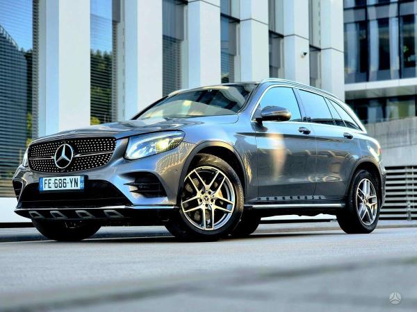 Grey Mercedes-Benz GLC 220 2019 in Vilnius, with an engine capacity of 2.14 L and mileage of 301 thousand km for 17800 €, photo 9 on AUTOMOTO.COM.LV