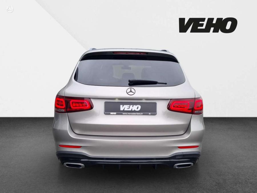 Grey Mercedes-Benz GLC 220 2019 in Klaipeda, with an engine capacity of 1.95 L and mileage of 204 thousand km for 26000 €, photo 5 on AUTOMOTO.COM.LV