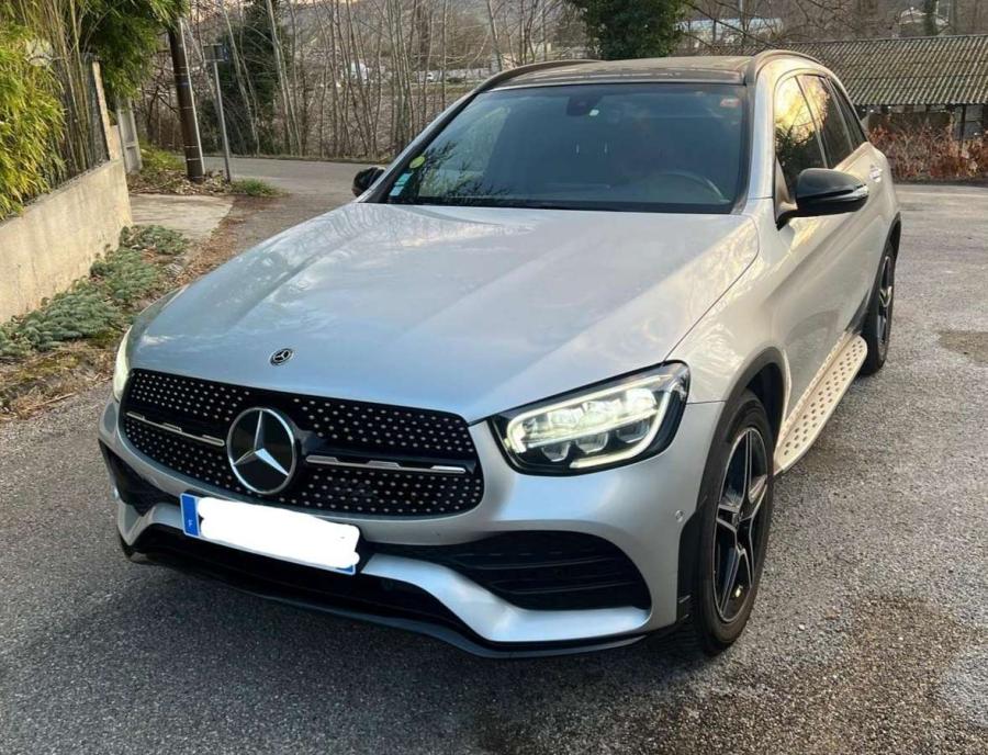 Grey Mercedes-Benz GLC 220 2020 in Taurage, with an engine capacity of 1.95 L and mileage of 187 thousand km for 26500 €, photo 1 on AUTOMOTO.COM.LV