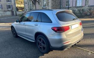 Pelēks Mercedes-Benz GLC 220 2020 Tauragė, ar dzinēja tilpumu 1.95 L un nobraukumu 107 tūkst. km par 26300 €, foto 5 vietnē AUTOMOTO.COM.LV