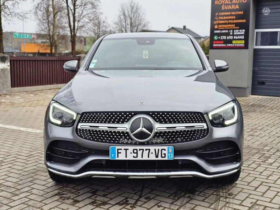 Grey Mercedes-Benz GLC 220 2020 in Taurage, with an engine capacity of 1.95 L and mileage of 197 thousand km for 27500 €, photo 2 on AUTOMOTO.COM.LV