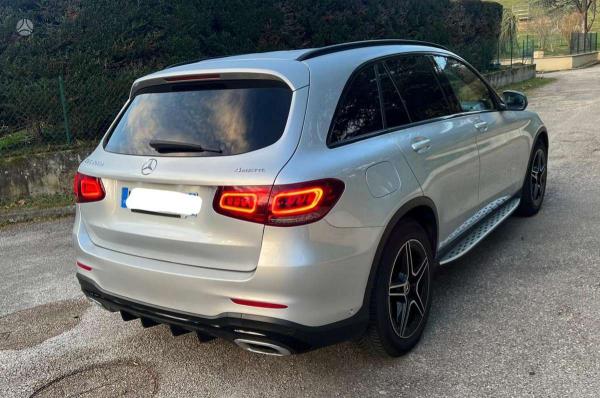 Pelēks Mercedes-Benz GLC 220 2020 Tauragė, ar dzinēja tilpumu 1.95 L un nobraukumu 187 tūkst. km par 25990 €, foto 8 vietnē AUTOMOTO.COM.LV