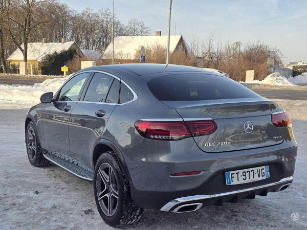 Pelēks Mercedes-Benz GLC 220 2020 Tauragė, ar dzinēja tilpumu 1.95 L un nobraukumu 200 tūkst. km par 27500 €, foto 14 vietnē AUTOMOTO.COM.LV