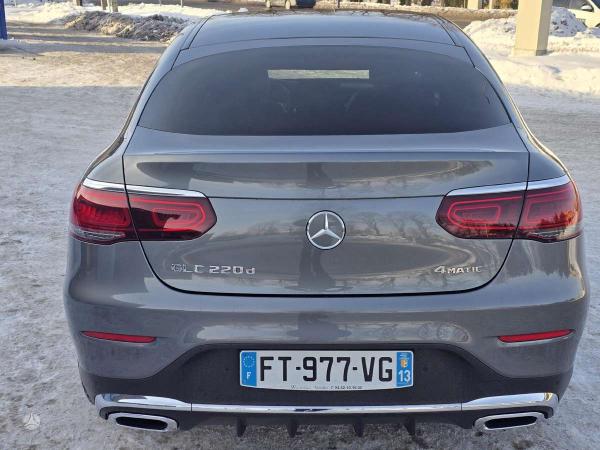 Pelēks Mercedes-Benz GLC 220 2020 Tauragė, ar dzinēja tilpumu 1.95 L un nobraukumu 200 tūkst. km par 27500 €, foto 16 vietnē AUTOMOTO.COM.LV