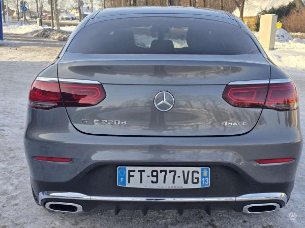 Pelēks Mercedes-Benz GLC 220 2020 Tauragė, ar dzinēja tilpumu 1.95 L un nobraukumu 200 tūkst. km par 27500 €, foto 17 vietnē AUTOMOTO.COM.LV