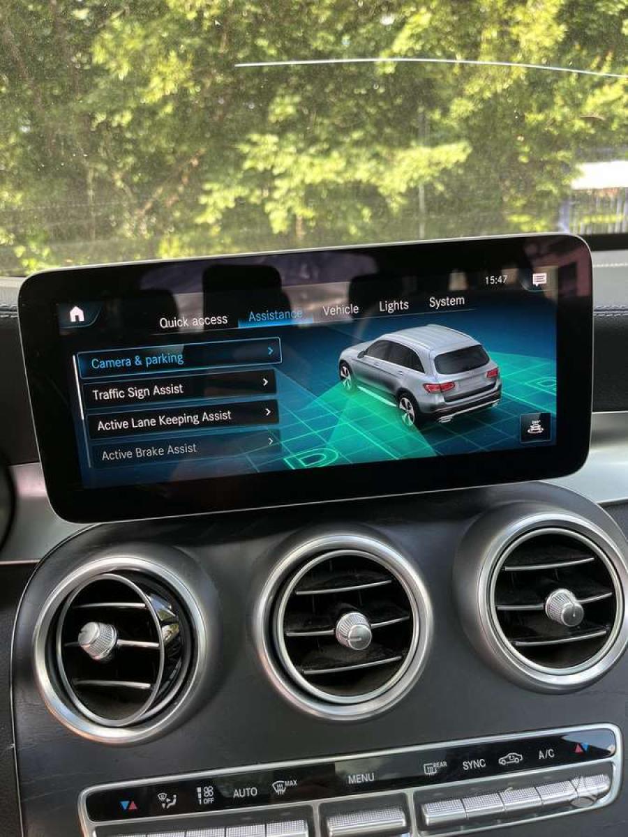 Pelēks Mercedes-Benz GLC 220 2020 Kauņa, ar dzinēja tilpumu 1.95 L un nobraukumu 160 tūkst. km par 9700 €, foto 17 vietnē AUTOMOTO.COM.LV