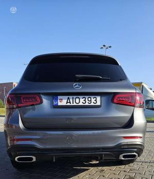Grey Mercedes-Benz GLC 220 2020 in Plunge, with an engine capacity of 1.95 L and mileage of 224 thousand km for 24500 €, photo 4 on AUTOMOTO.COM.LV