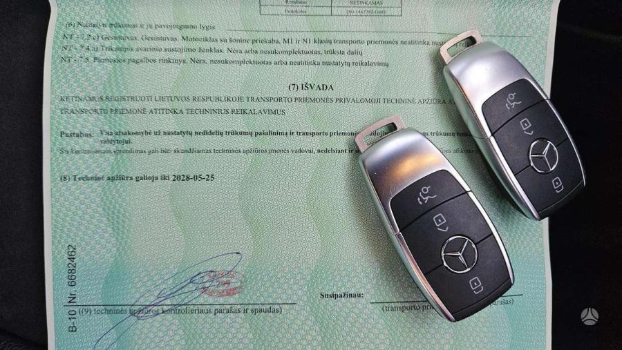 Grey Mercedes-Benz GLC 220 2020 in Plunge, with an engine capacity of 1.95 L and mileage of 224 thousand km for 24500 €, photo 13 on AUTOMOTO.COM.LV