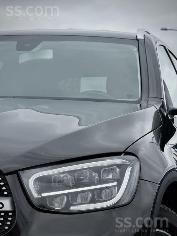 Grey Mercedes-Benz GLC 220 2020 in Riga, with an engine capacity of 2.00 L and mileage of 126 thousand km for 29900 €, photo 8 on AUTOMOTO.COM.LV