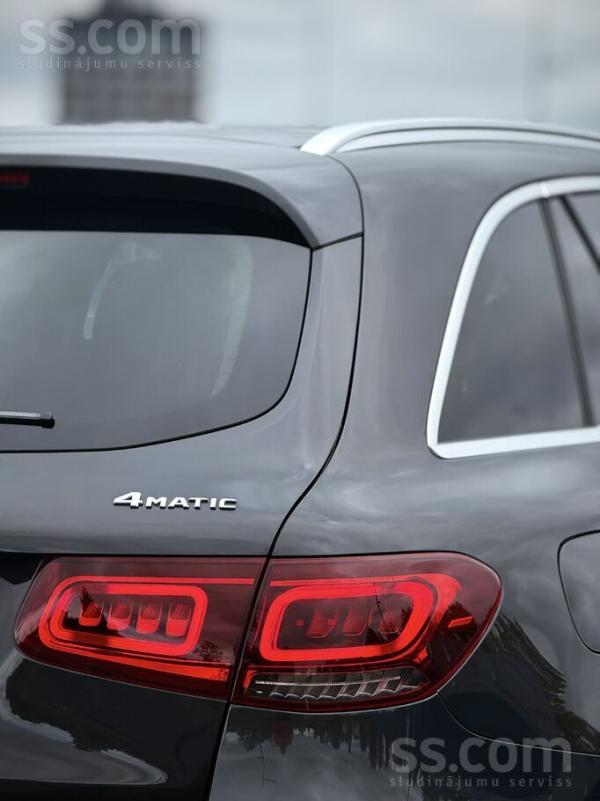 Grey Mercedes-Benz GLC 220 2020 in Riga, with an engine capacity of 2.00 L and mileage of 126 thousand km for 29900 €, photo 11 on AUTOMOTO.COM.LV
