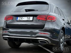 Pelēks Mercedes-Benz GLC 220 2020 Rīga, ar dzinēja tilpumu 2.00 L un nobraukumu 126 tūkst. km par 29900 €, foto 12 vietnē AUTOMOTO.COM.LV