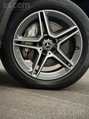 Pelēks Mercedes-Benz GLC 220 2020 Rīga, ar dzinēja tilpumu 2.00 L un nobraukumu 126 tūkst. km par 29900 €, foto 14 vietnē AUTOMOTO.COM.LV