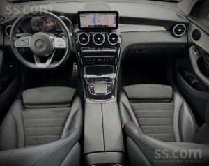 Pelēks Mercedes-Benz GLC 220 2020 Rīga, ar dzinēja tilpumu 2.00 L un nobraukumu 126 tūkst. km par 29900 €, foto 15 vietnē AUTOMOTO.COM.LV