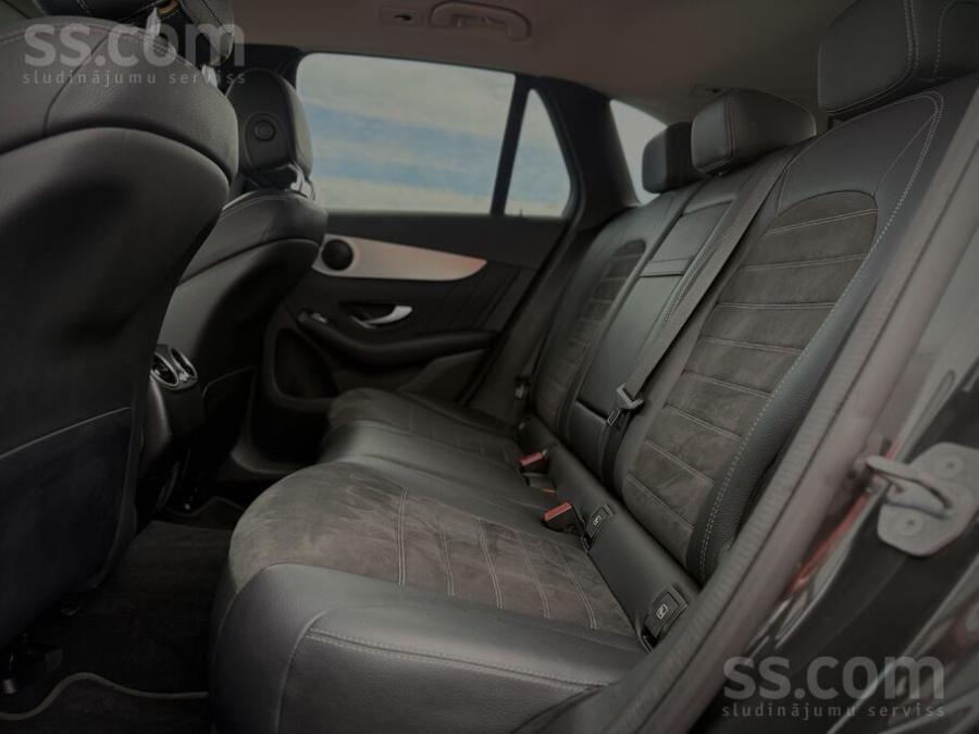 Pelēks Mercedes-Benz GLC 220 2020 Rīga, ar dzinēja tilpumu 2.00 L un nobraukumu 126 tūkst. km par 29900 €, foto 19 vietnē AUTOMOTO.COM.LV