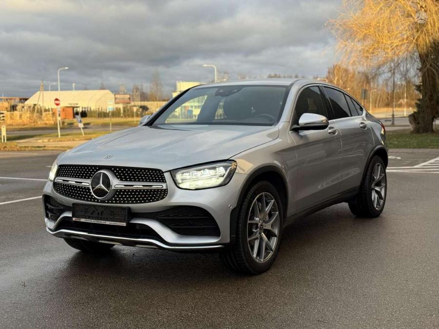 Grey Mercedes-Benz GLC 220 2021 in Panevezys, with an engine capacity of 1.95 L and mileage of 151 thousand km for 33800 €, photo 8 on AUTOMOTO.COM.LV
