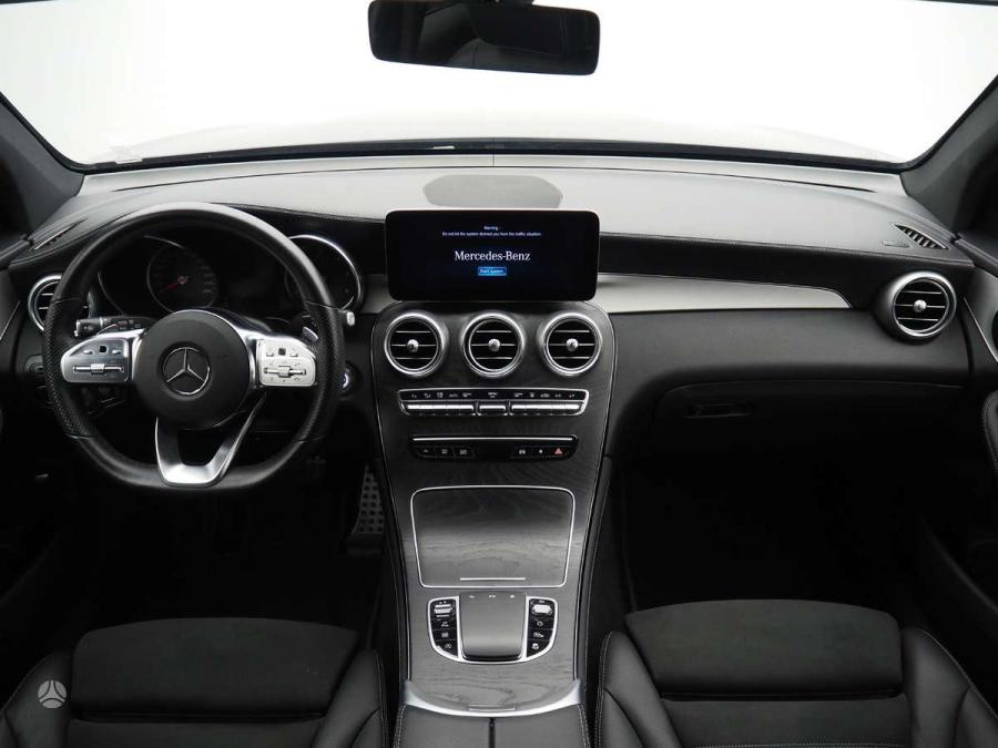 Grey Mercedes-Benz GLC 220 2021 in Vilnius, with an engine capacity of 1.95 L and mileage of 71 thousand km for 33500 €, photo 18 on AUTOMOTO.COM.LV