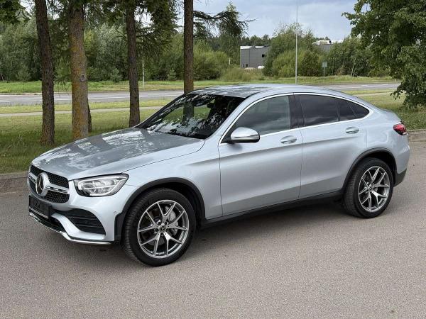 Мерседес ГЛЦ 220 2021 в Паневежис на AUTOMOTO.COM.LV Серый Мерседес ГЛЦ 220 2021 в Паневежис, объемом двигателя 1.95 л и пробегом 151 тыс. км за 30900 €, фото 3 на AUTOMOTO.COM.LV
