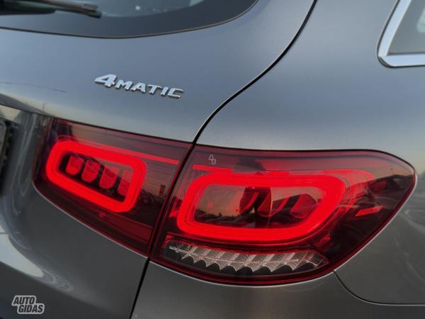 Grey Mercedes-Benz GLC 220 2022 in Vilnius, with an engine capacity of 2.00 L and mileage of 105 thousand km for 24999 €, photo 9 on AUTOMOTO.COM.LV