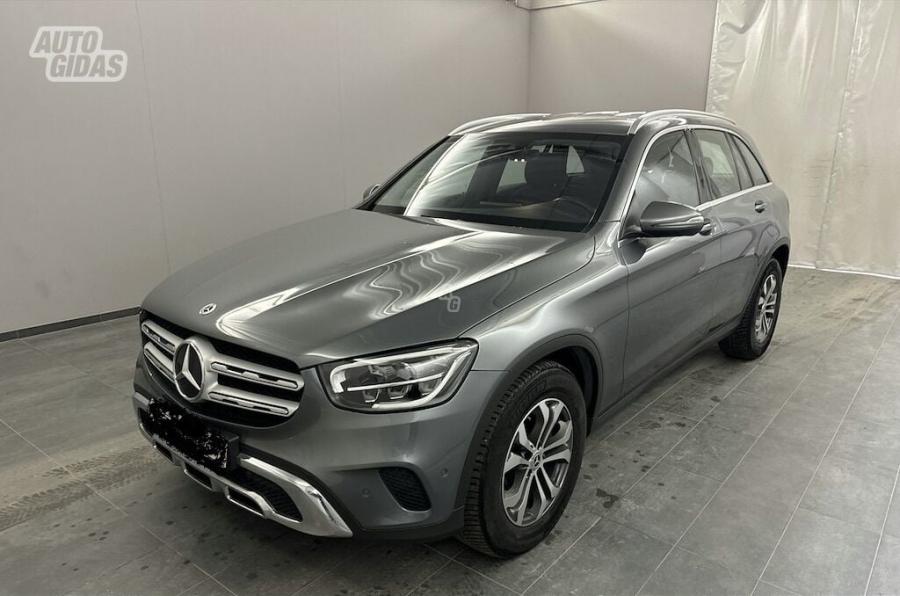 Pelēks Mercedes-Benz GLC 220 2022 Viļņa, ar dzinēja tilpumu 2.00 L un nobraukumu 105 tūkst. km par 24999 €, foto 34 vietnē AUTOMOTO.COM.LV