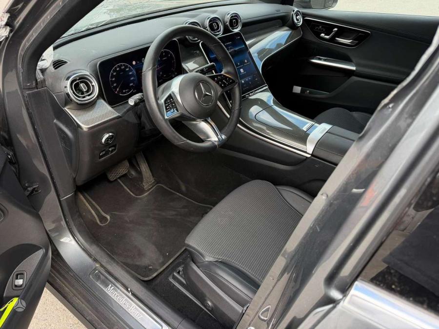 Pelēks Mercedes-Benz GLC 220 2023 Kauņa, ar dzinēja tilpumu 1.95 L un nobraukumu 49 tūkst. km par 28650 €, foto 9 vietnē AUTOMOTO.COM.LV