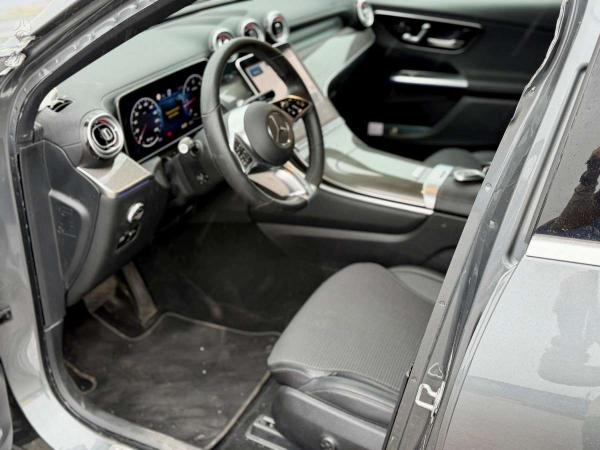 Grey Mercedes-Benz GLC 220 2023 in Kaunas, with an engine capacity of 1.95 L and mileage of 49 thousand km for 25650 €, photo 6 on AUTOMOTO.COM.LV