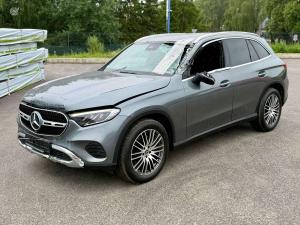 Серый Мерседес ГЛЦ 220 2023 в Каунас, объемом двигателя 1.95 л и пробегом 49 тыс. км за 25650 €, фото 3 на AUTOMOTO.COM.LV