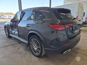 Grey Mercedes-Benz GLC 220 2024 in Druskininkai, with an engine capacity of 1.99 L and mileage of 53 thousand km for 36179 €, photo 4 on AUTOMOTO.COM.LV
