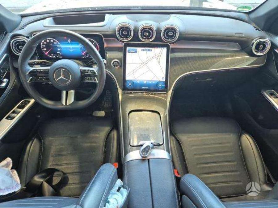 Grey Mercedes-Benz GLC 220 2024 in Druskininkai, with an engine capacity of 1.99 L and mileage of 53 thousand km for 36179 €, photo 6 on AUTOMOTO.COM.LV