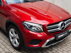 Red Mercedes-Benz GLC 220 2017 in Riga, with an engine capacity of 2.20 L and mileage of 127 thousand km for 23900 €, photo 4 on AUTOMOTO.COM.LV