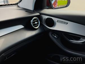 Red Mercedes-Benz GLC 220 2017 in Riga, with an engine capacity of 2.20 L and mileage of 127 thousand km for 23900 €, photo 20 on AUTOMOTO.COM.LV
