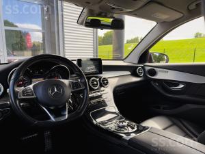 Red Mercedes-Benz GLC 220 2017 in Riga, with an engine capacity of 2.20 L and mileage of 127 thousand km for 23900 €, photo 28 on AUTOMOTO.COM.LV