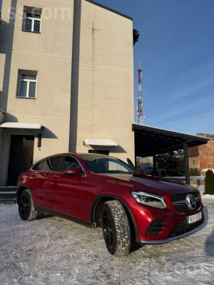 Sarkans Mercedes-Benz GLC 220 2018 Liepāja, ar dzinēja tilpumu 2.00 L un nobraukumu 137 tūkst. km par 28500 €, foto  vietnē AUTOMOTO.COM.LV